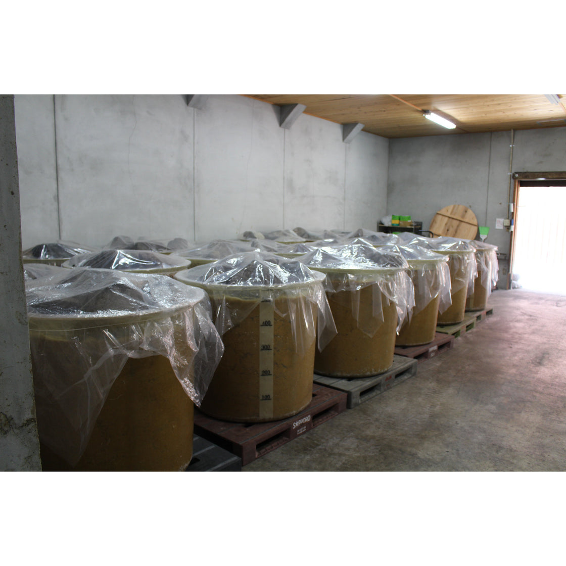 Adachi Aged Aka Miso Naturally Fermented Red Miso Paste 500g