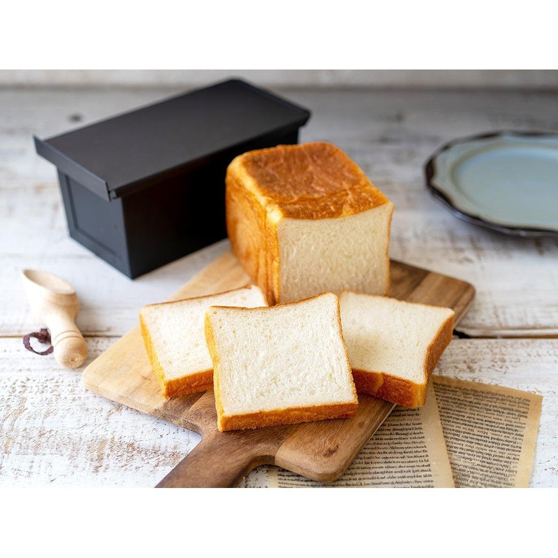 Matsunaga Premium Shokupan Mold (Japanese Milk Bread Pan) 1 lb Loaf Pa