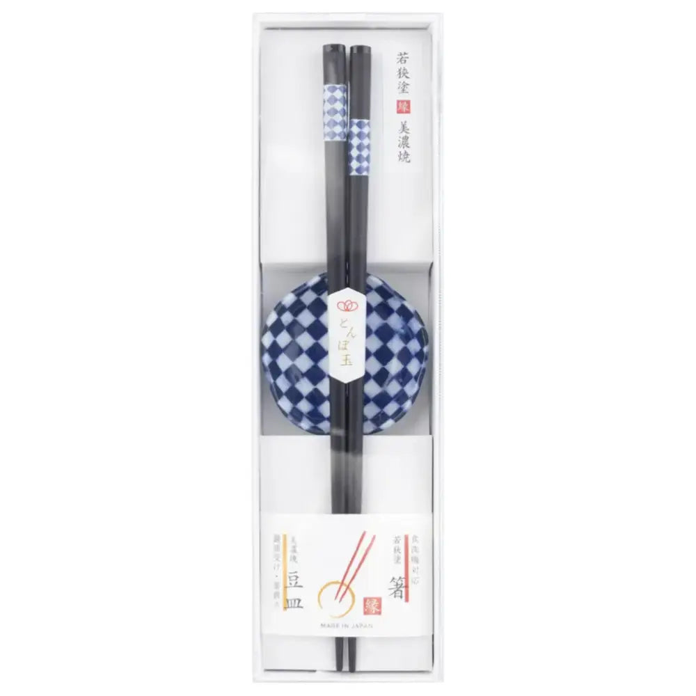 Wakasa Laquered Chopsticks With Mino Ware Small Dish Checkered Blue 23